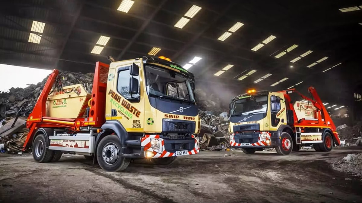 Skip Hire FAQs | What You Can & Can’t Put in a Skip | Peak Waste